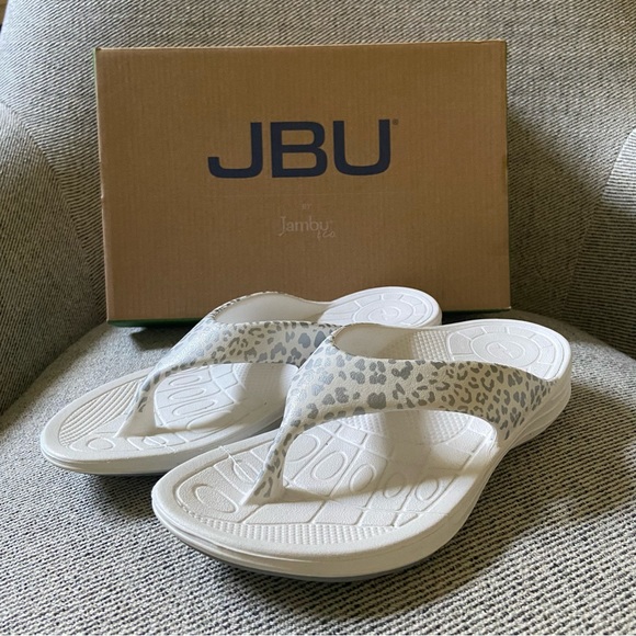 JBU | Shoes | Jbu Thong Sandals Size 75 | Poshmark